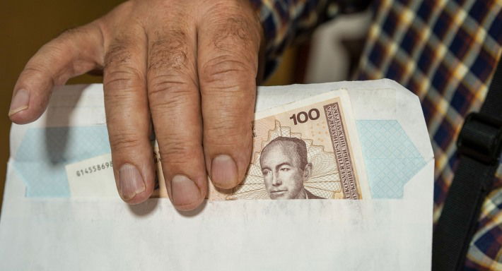 Mirza Ademaj i ostali: Dao optuženom 200 maraka za inspekcijski pregled