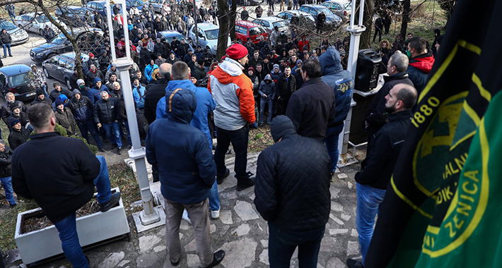 Zenički rudari nisu dobili oktobarske plaće, odbili su ići u jame