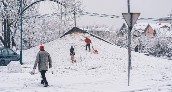 Sutra se očekuje obilniji snijeg, jedan dio BiH će pogoditi jak vjetar