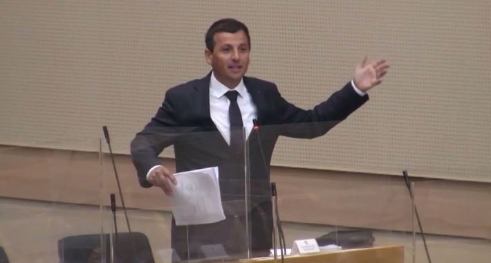 Vukanović: Ukinite NSRS i proglasite despotiju