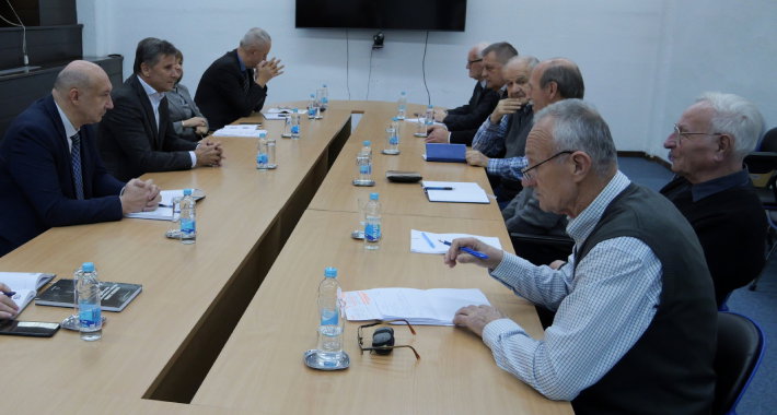 Novalić penzionerima obećao povećanje penzija koje je već zakonski ...
