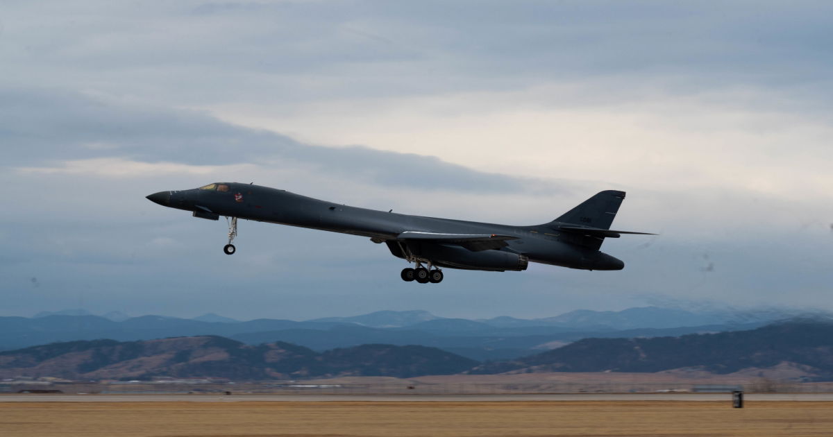 Dva bombardera B-1B Lancer izvršiće niski prelet iznad Sarajeva