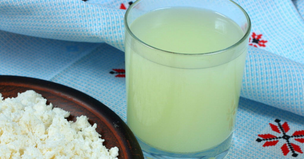 Šta je sirutka, u kojim zdravstvenim stanjima pomaže i u kojim ...