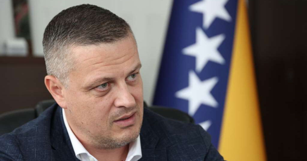 Ministar nakon septembra najavio povećanje plata, pojasnio i kako