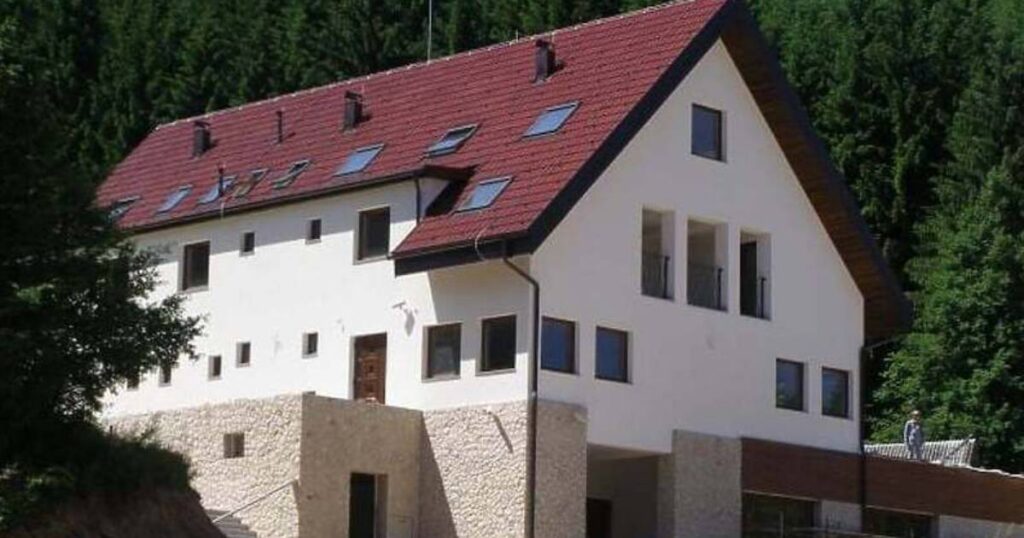 Prodaje se Napretkov dom Trebević sa 44 duluma zemlje: Poznato ko je ...