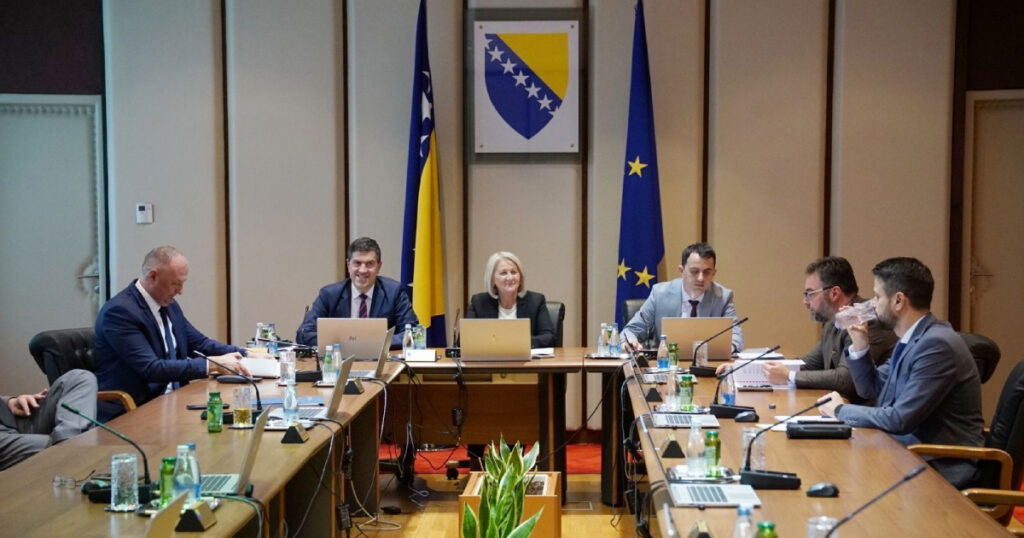 Vijeće ministara uoči sjednice s dnevnog reda skinulo važnu tačku