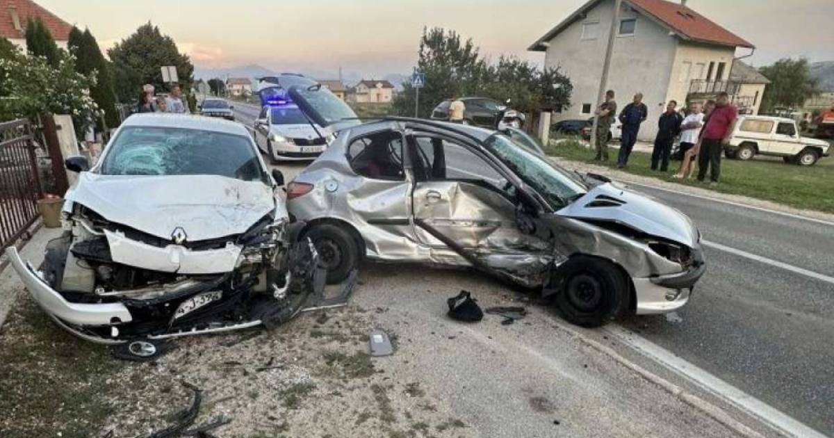 U manje od sat vremena tri saobraćajne nesreće na magistralnom putu M-17