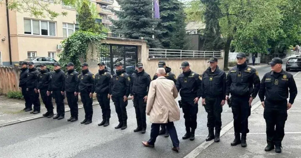 Isak svečano dočekao Munjića i Selmanovića, počasni stroj pred FUP-om ...