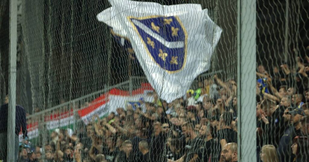 Skandal na utakmici: Navijači BiH i Mađarske zajedno skandirali "Ubij ...