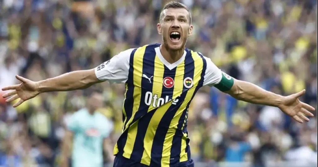 Edin Džeko objavio da napušta Fenerbahce: "Ne mogu biti ponosniji"