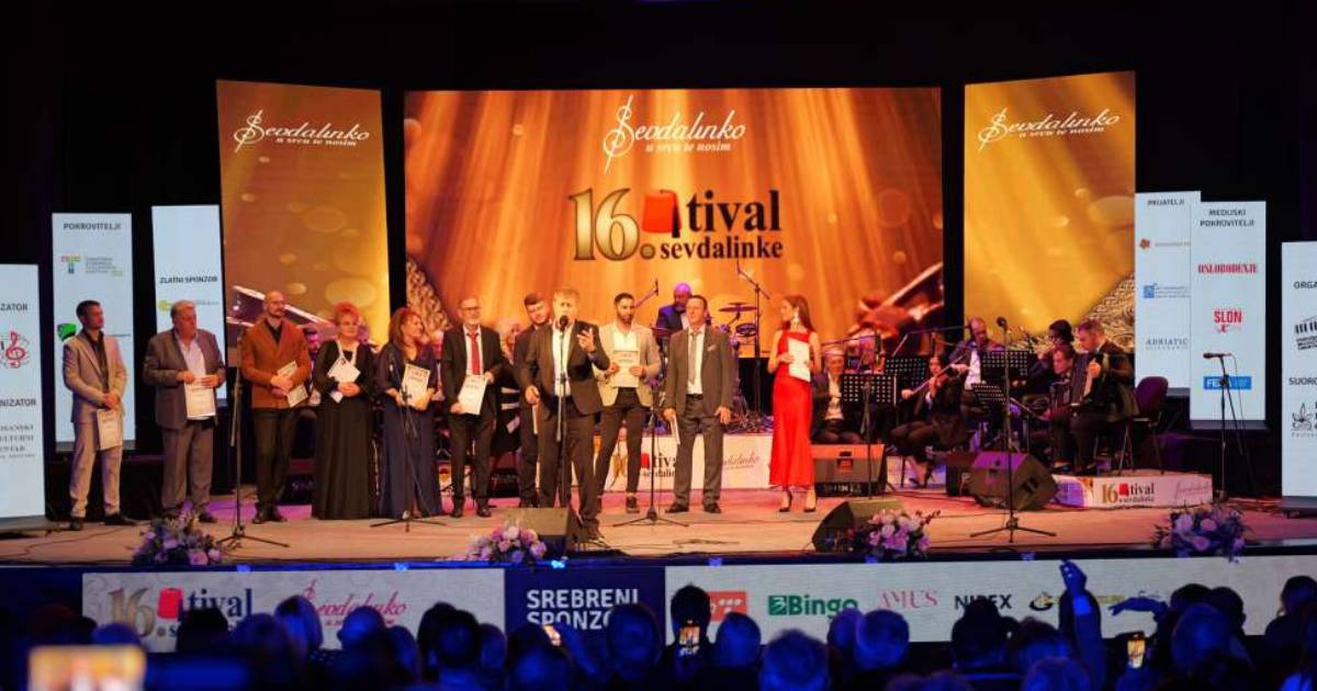 Nihad Kantić Šike osvajač Plakete "Safet Isović" na Festivalu sevdalinke