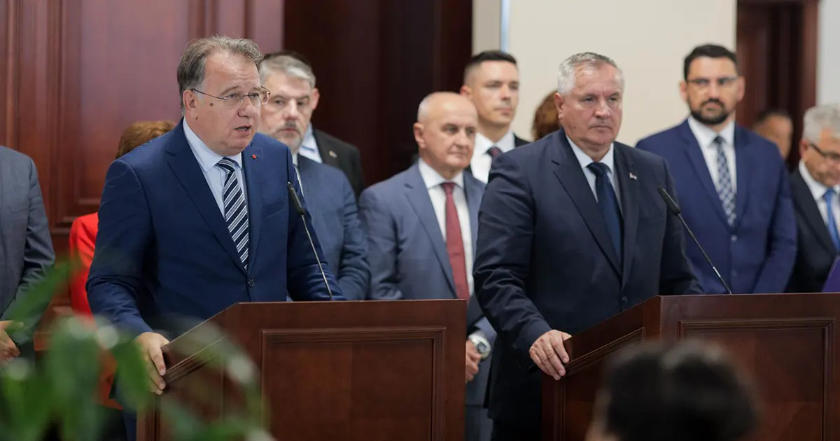 FBiH kreće putem RS-a: Entiteti se sve više zadužuju i klize u dužničko ...