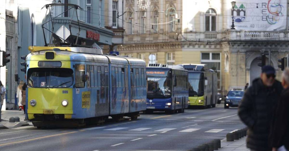 Godišnja karta za javni prevoz u Sarajevu jeftinija za 216 KM