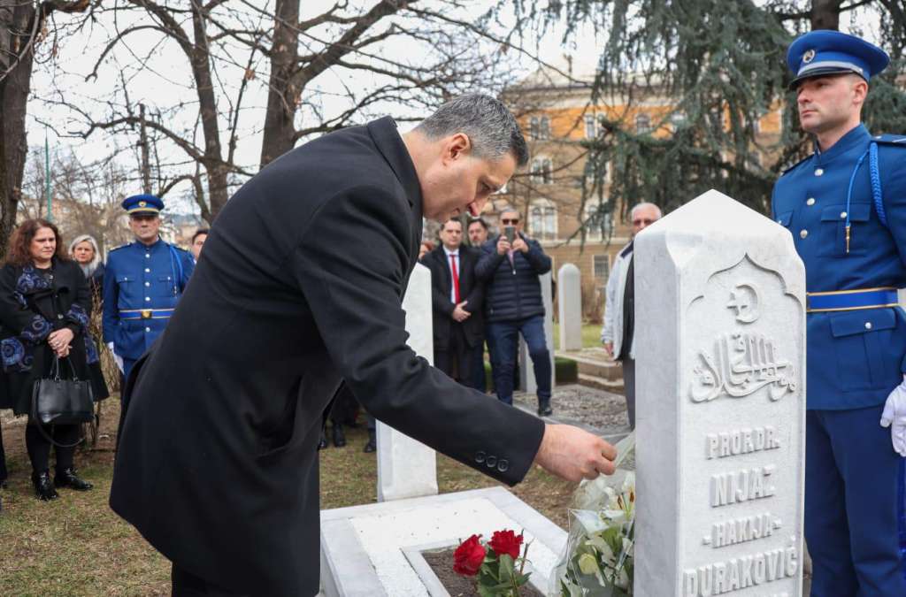 Na današnji dan je umro Nijaz Duraković, njegov odgovor Radovanu ...
