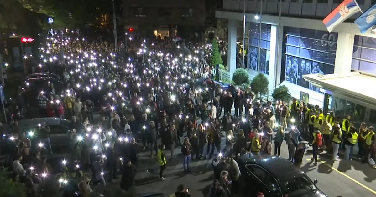 "Zaposleni u RTS-u su oteti": Studenti u Srbiji blokirali zgrade javnih servisa