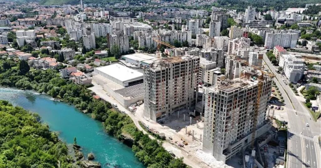 Najveći stambeno-poslovni kompleks u Hercegovini poprima obrise