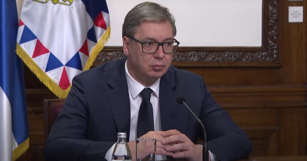 Vučić na udaru kritika: Otvorio dionicu autoputa bez upotrebne dozvole
