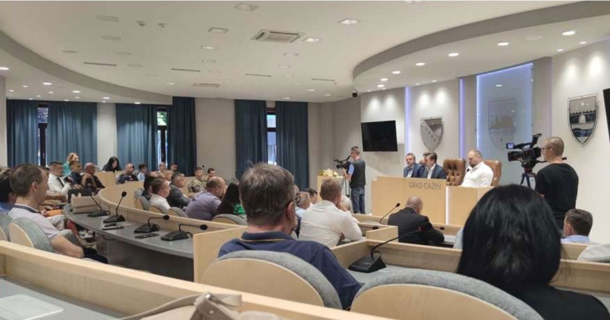 Povećali cijene vode i odvoza smeća, protiv bili SDP, SDA, DF, NiP ...