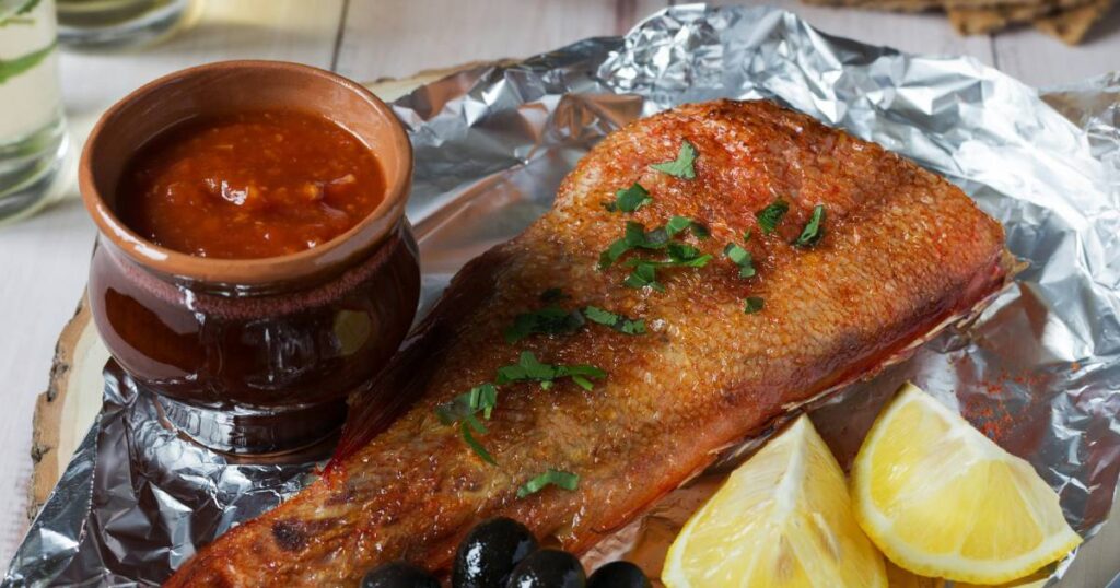 Napravite ribu u foliji