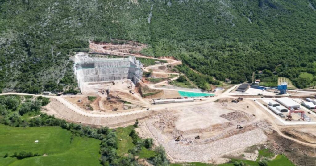 Mutna voda i teški metali u česmama stanovnika bh. općine: Zagađen ...