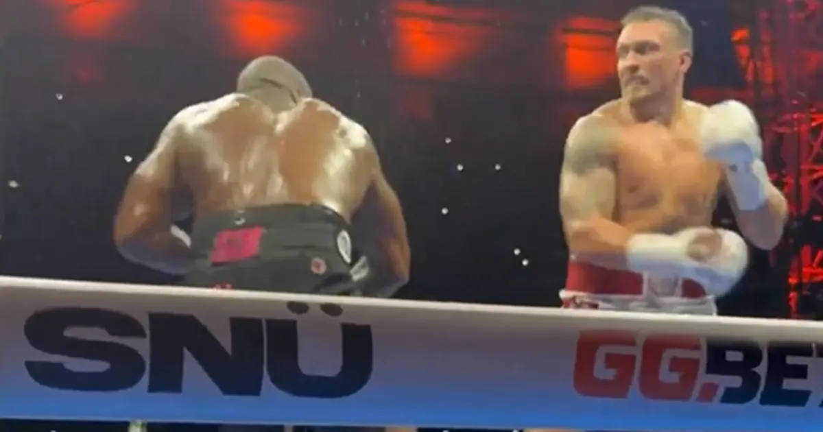 Pogledajte kako je Usik "raznio" Duboisa i nokautirao ga u petoj rundi