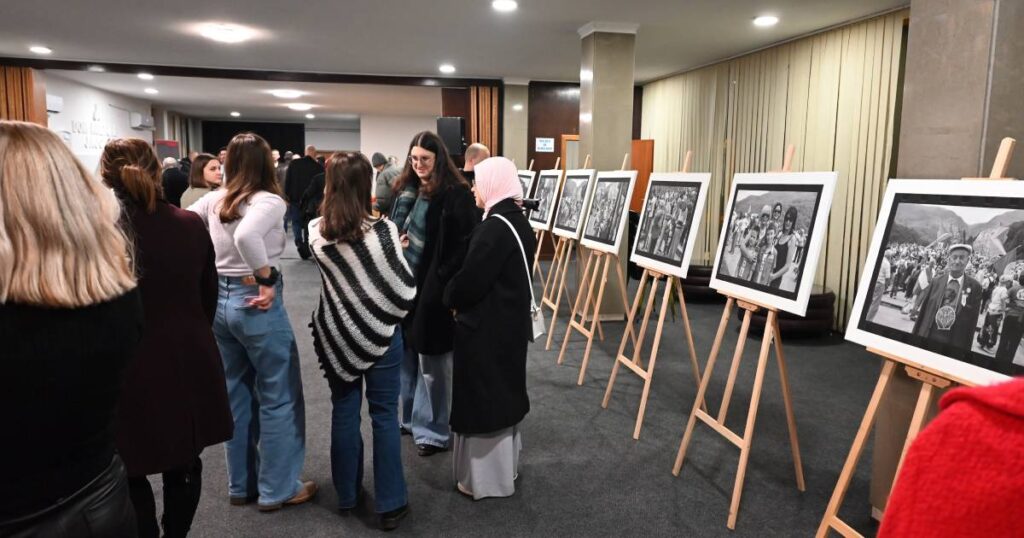 Završen AVNOJ Fest: Savremeni pogled na prošlost i inspiracija za ...