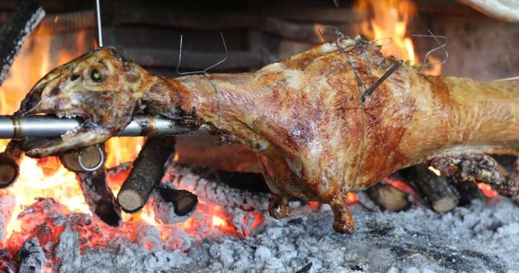 Kako ispeći janje na ražnju za Prvi maj